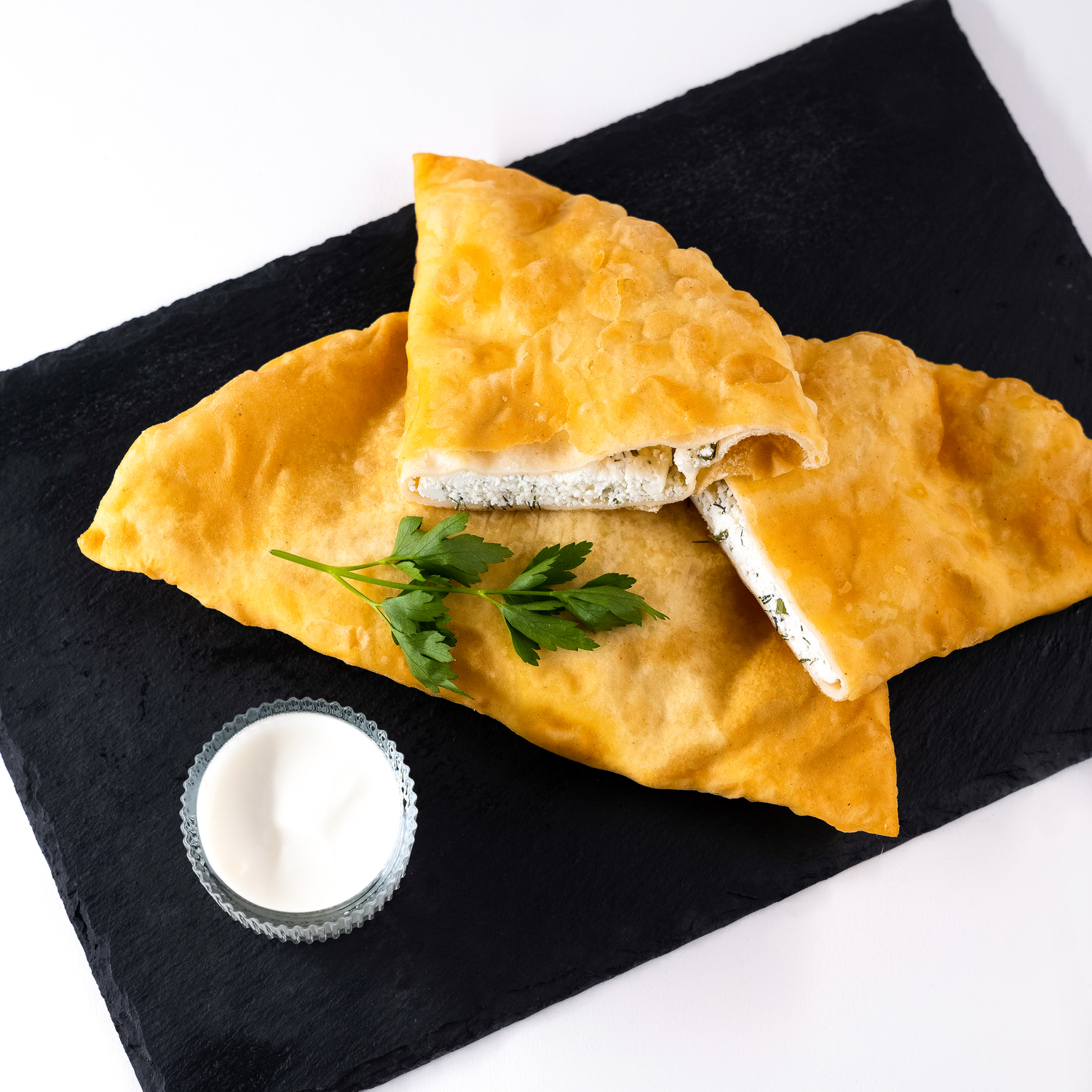 Ceburek cu brânză de vaci, telemea și verdeață - Berezka